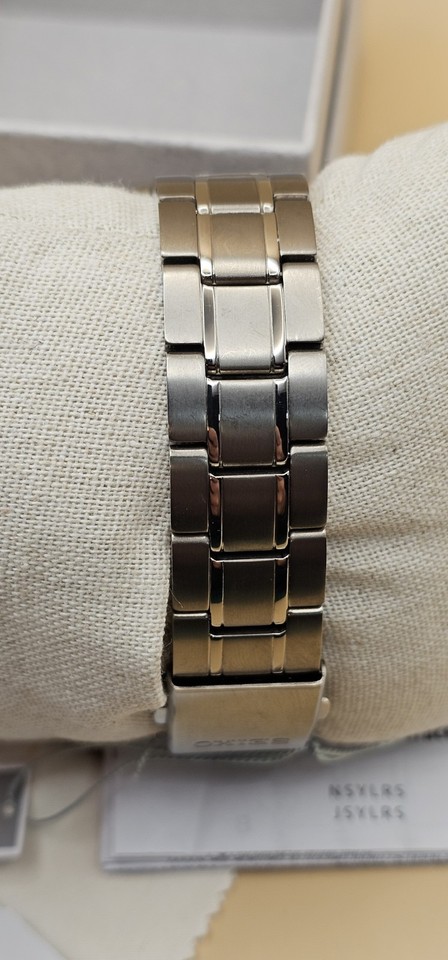 Seiko SUR375 Titanium Essentials Quartz Black Dial Men's Watch SUR375P1 ...