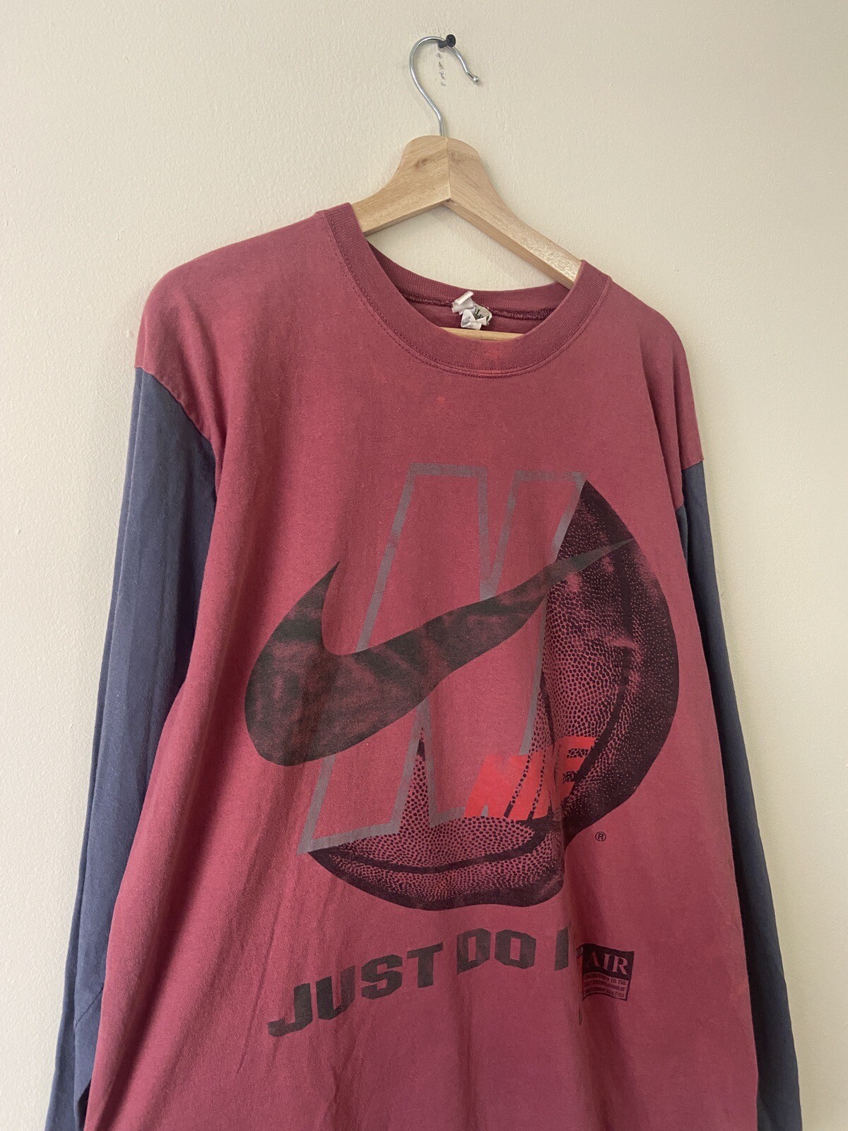 Vintage Nike Swoosh Logo Team Sports Art Bootleg 90’s… - Gem