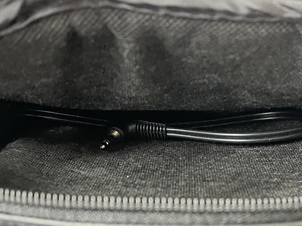 VTG Case Logic Discman CD Holder Carrying Bag Faux Leather Very Clean ...