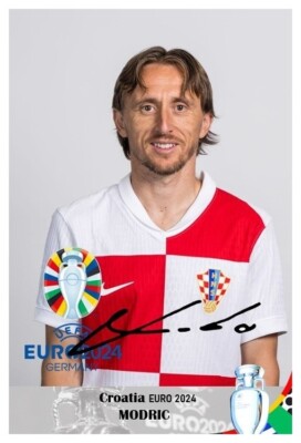 LUKA MODRIC - CROATIA EURO 2024 PORTRAIT - 6x4 Signed Autograph PHOTO ...