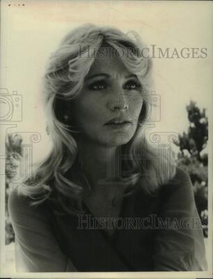 1977 Press Photo Taaffe O'Connell stars in "Switch" on CBS Television ...