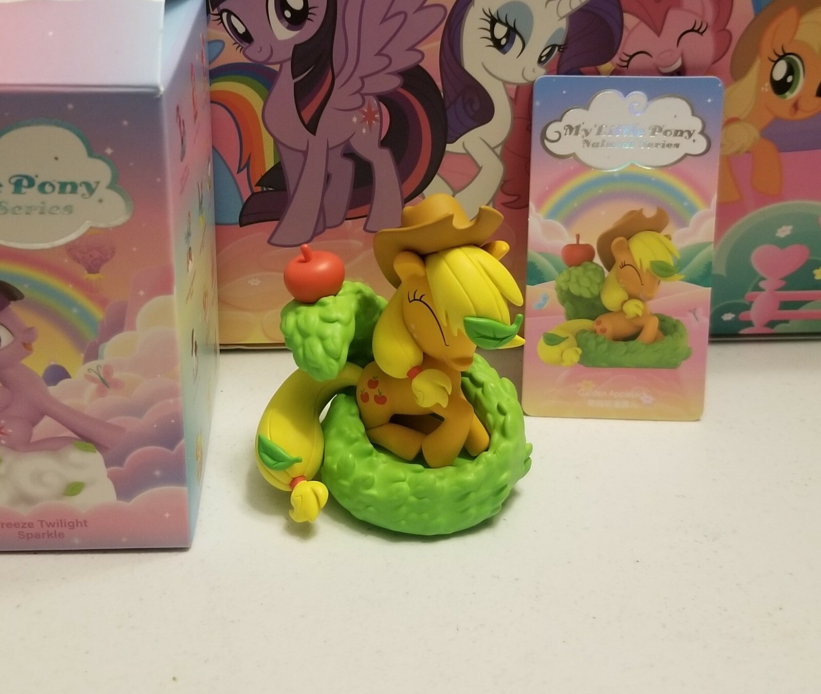 Pop Mart My Little Pony Natural Series Garden Applejack Vinyl Figurine ...