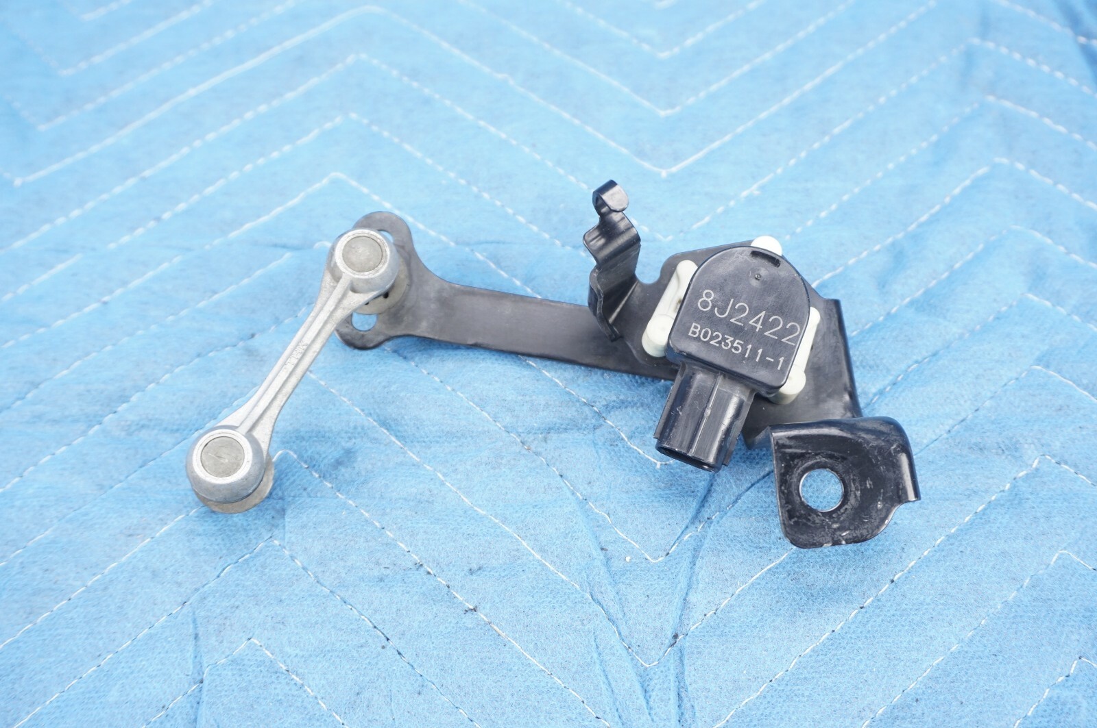 Lexus LX570 Front Height Control Sensor 89406-60030 2008-2021 Driver ...