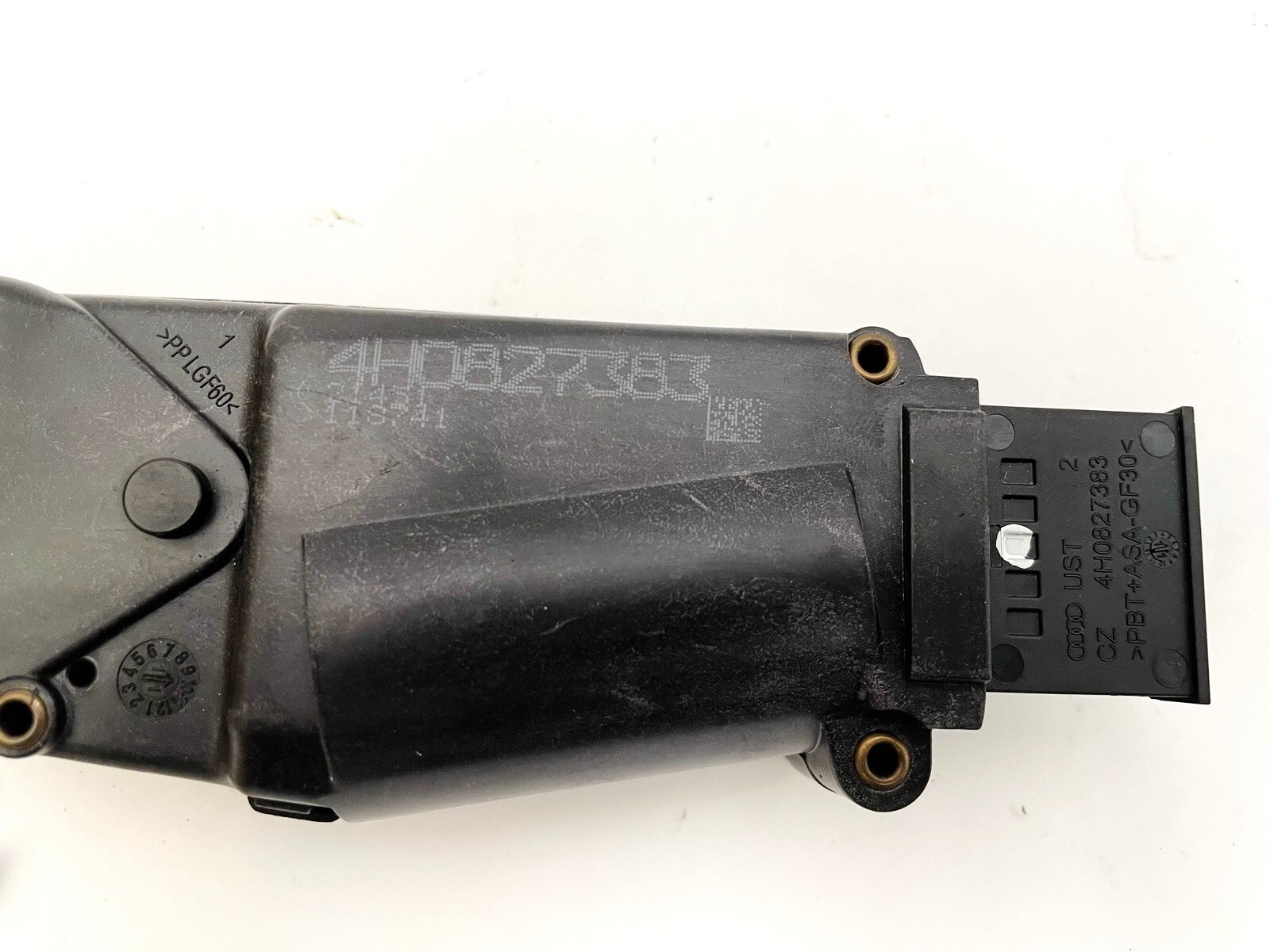 2011-2015 Audi A8 Rear Trunk Lid Lock Stricker Mechanism Motor ...