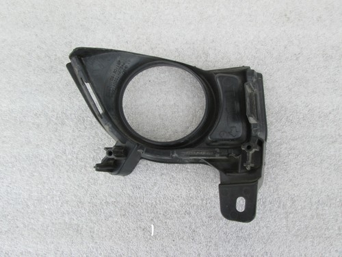 2014-2016 Toyota Highlander Right Fog Lamp Cover Grille Bezel OEM 81481 ...