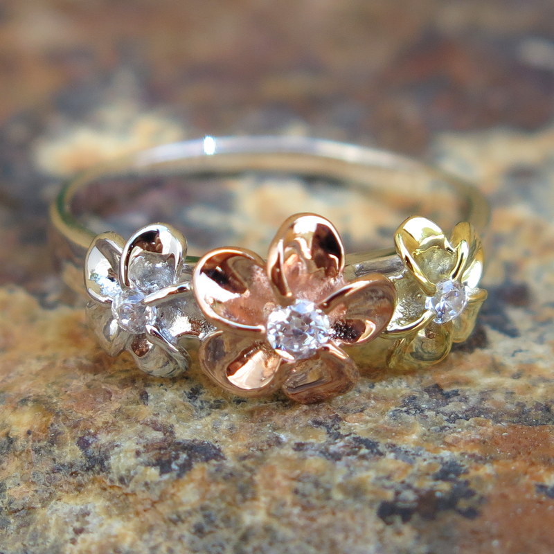 Hawaiian Silver Tricolor Three Plumeria Flowers CZ Wedding Ring Band ...