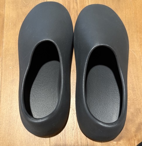 NEW Yeezy Slippers YZY SL-01 Black Rubber SLPRS Men’s Size 10 | eBay