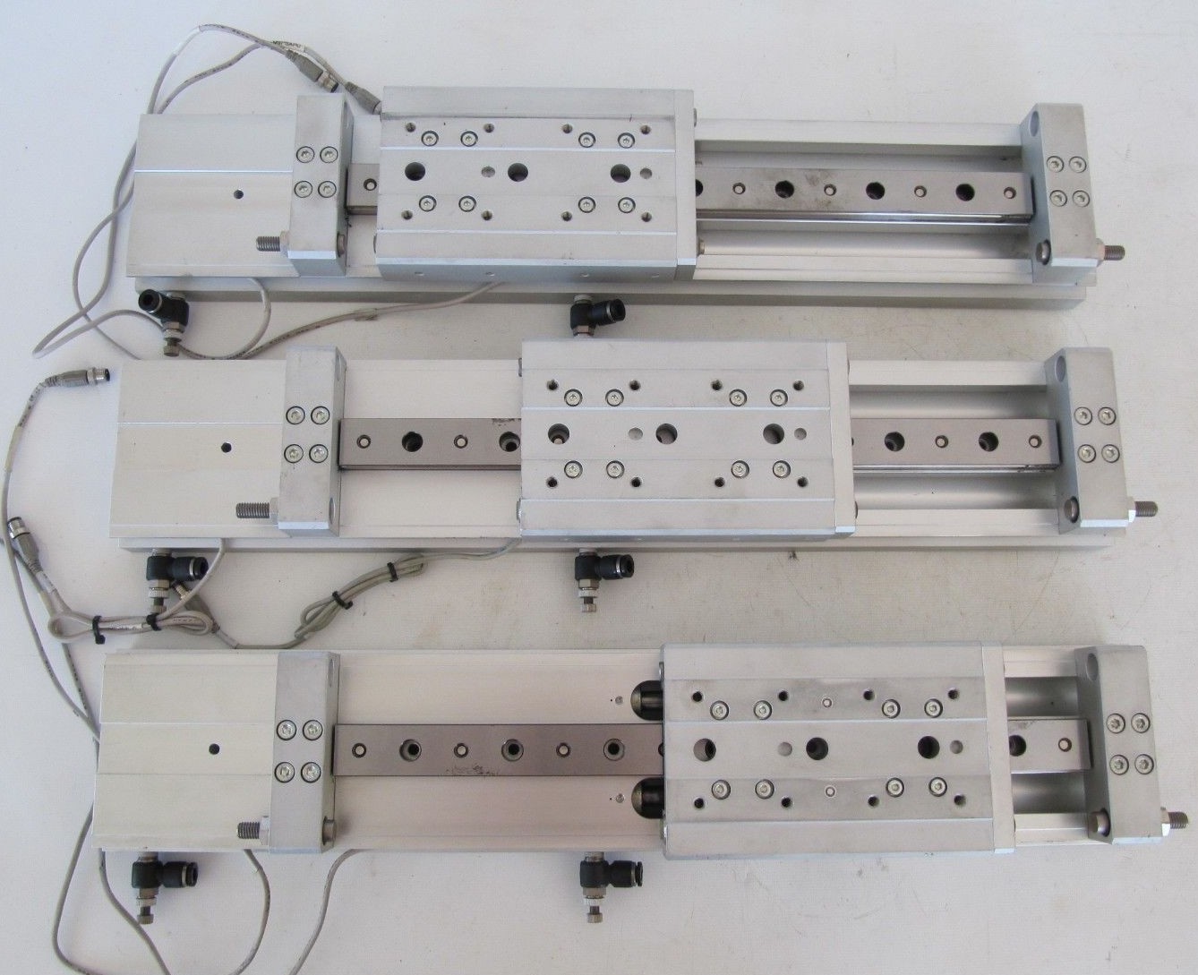 SMC Pneumatic Slide Table Cylinder w/ Sensors MXW20-200-X11 | eBay