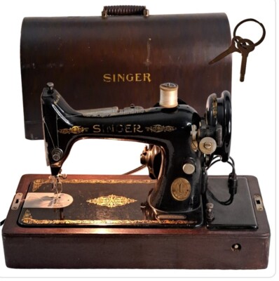 Sewing Machines - 1922 Singer Sewing Machine