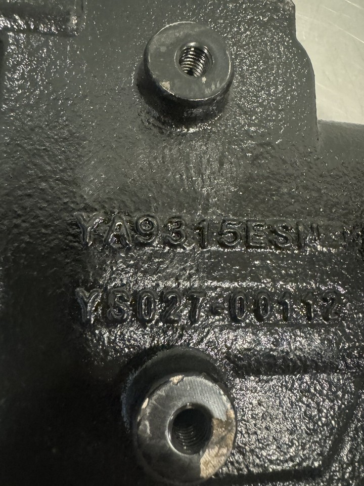 YS027-00112 Kubota Loader Control Valve Hydraulic NEW! FREE SHIPPING ...