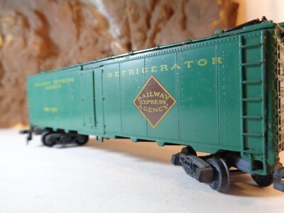 HO SCALE RAILWAY EXPRESS AGENCY REFRIGERATOR CAR REX 6101 5-68-3-15 | eBay