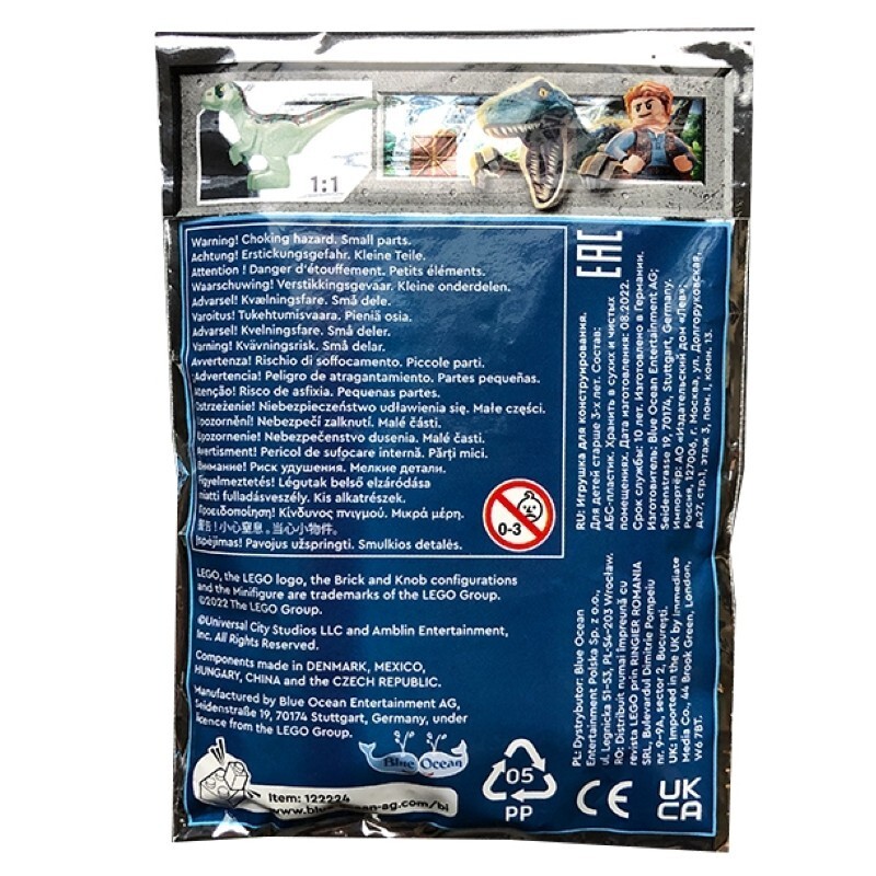 LEGO Jurassic World Rainn Delacourt with Raptor Foil Pack Jurassic Park ...