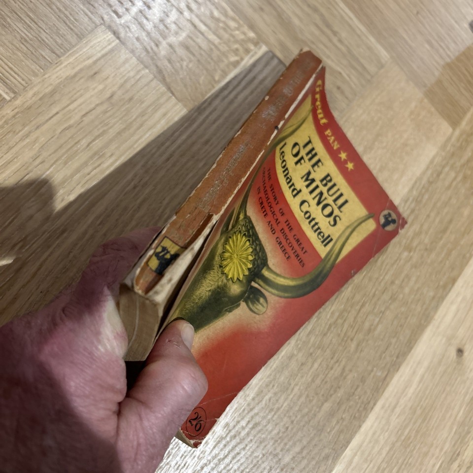 THE BULL OF MINOS Leonard Cottrell - Pan Paperback 1953 Crete Greece ...