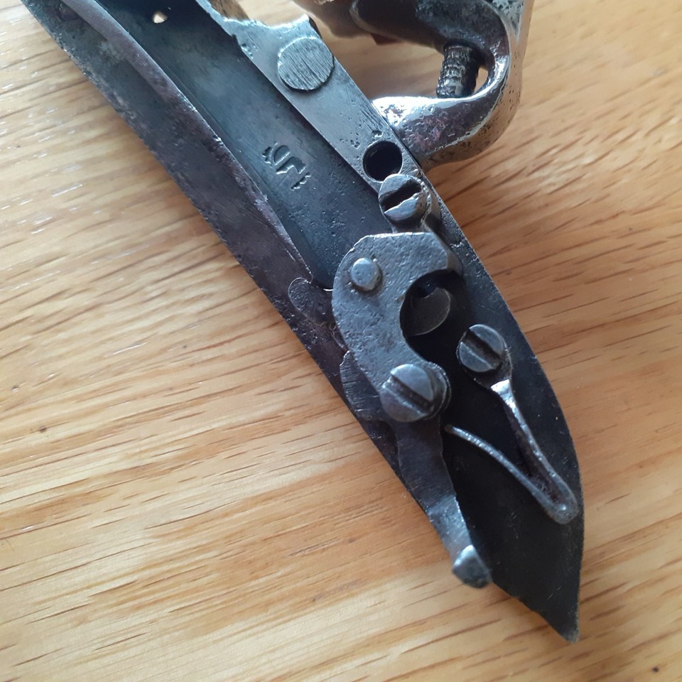 Antique Flintlock Gun Lock Platine Silex powder flask | eBay