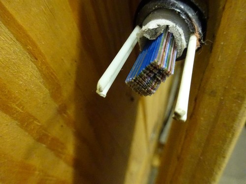 Corning 432EV4-14100D53 OS2 Outdoor Rated 432 Strand Fiber Optic Cable ...