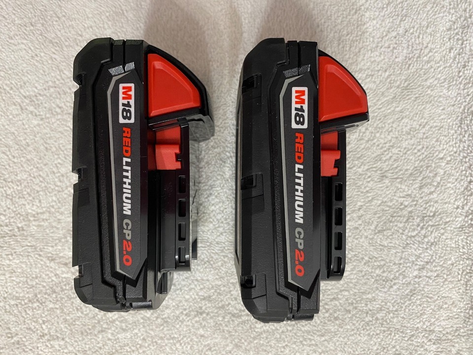 2 New Milwaukee 48-11-1820 M18 18V 18 Volt 2.0Ah Red Lithium Ion ...