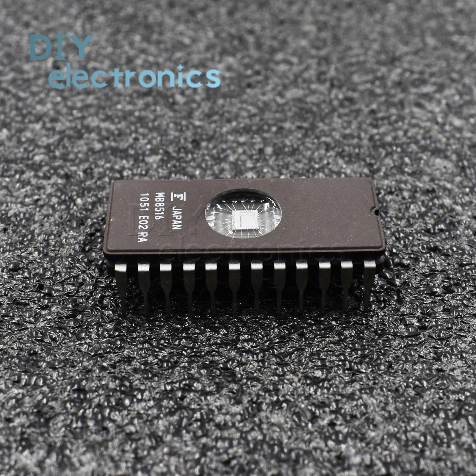 1PCS MB8516 8516 DIP-24 2Kx8-bit 16KBIT UV-Erasable PROM EPROM Memory ...