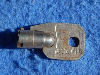 Wurlitzer Key WCX 176 - Chicago Lock - wall box or cash box key ...