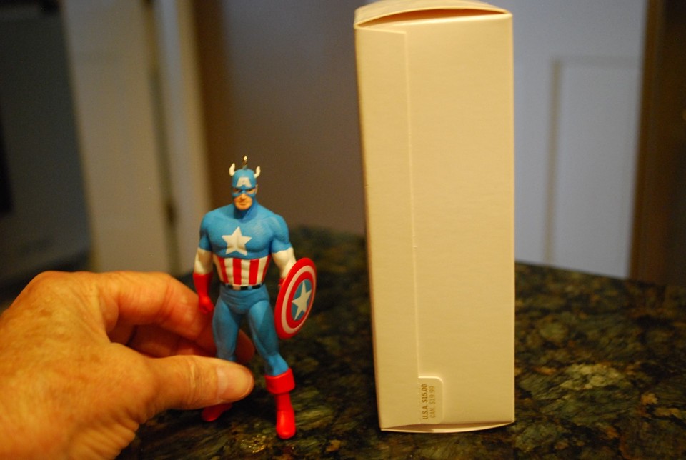 2009 Hallmark Captain America 70 Years Marvel Comics Xmas Keepsake Ornament NIB | eBay