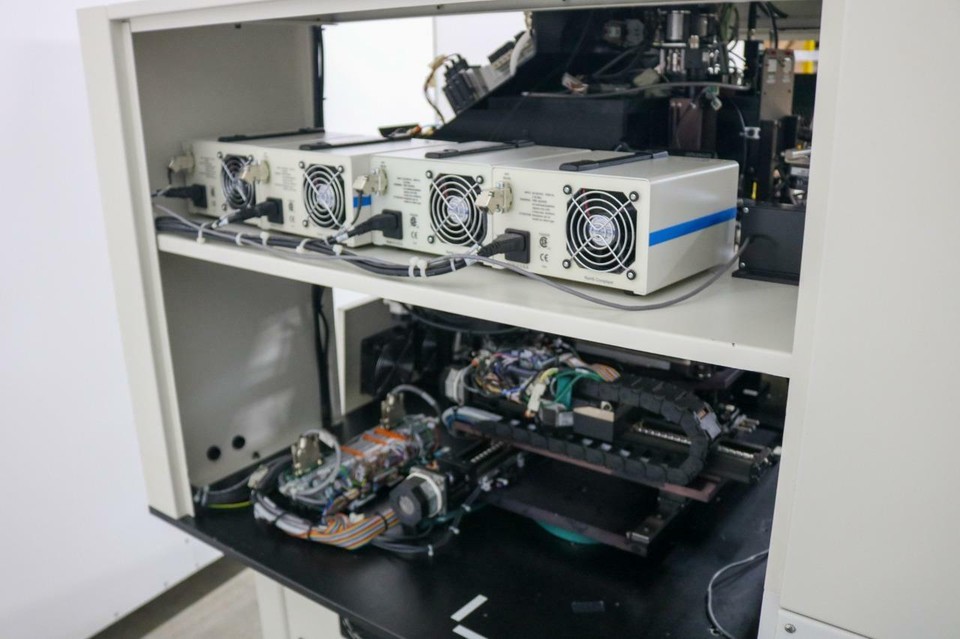 Laurier Datacon Besi DS11000 LED C-C Pick and Place Machine | eBay