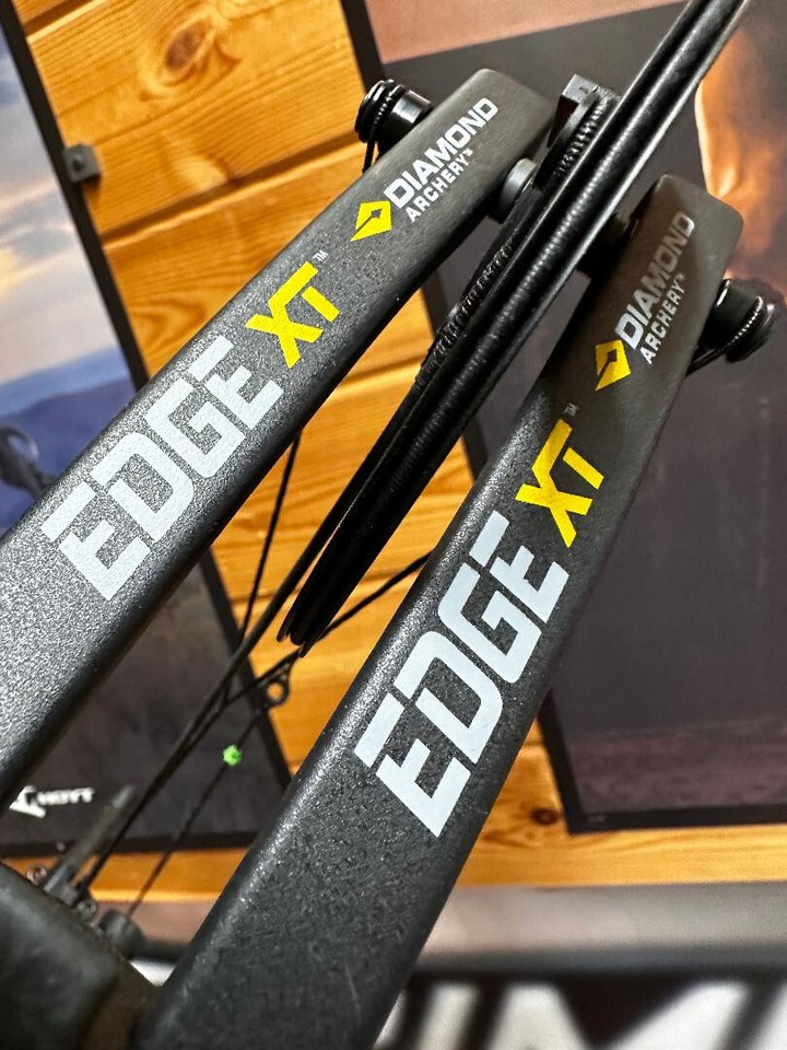 NEW Diamond Bowtech Infinite Edge Pro XT CAMO Compound Bow SETUP TUNED ...