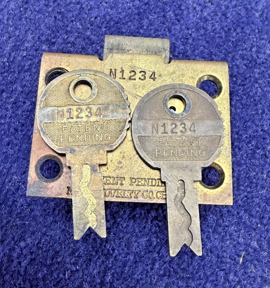 Antique Slot Machine Parts - Original Mills CONSOLE Back Door Lock, w ...