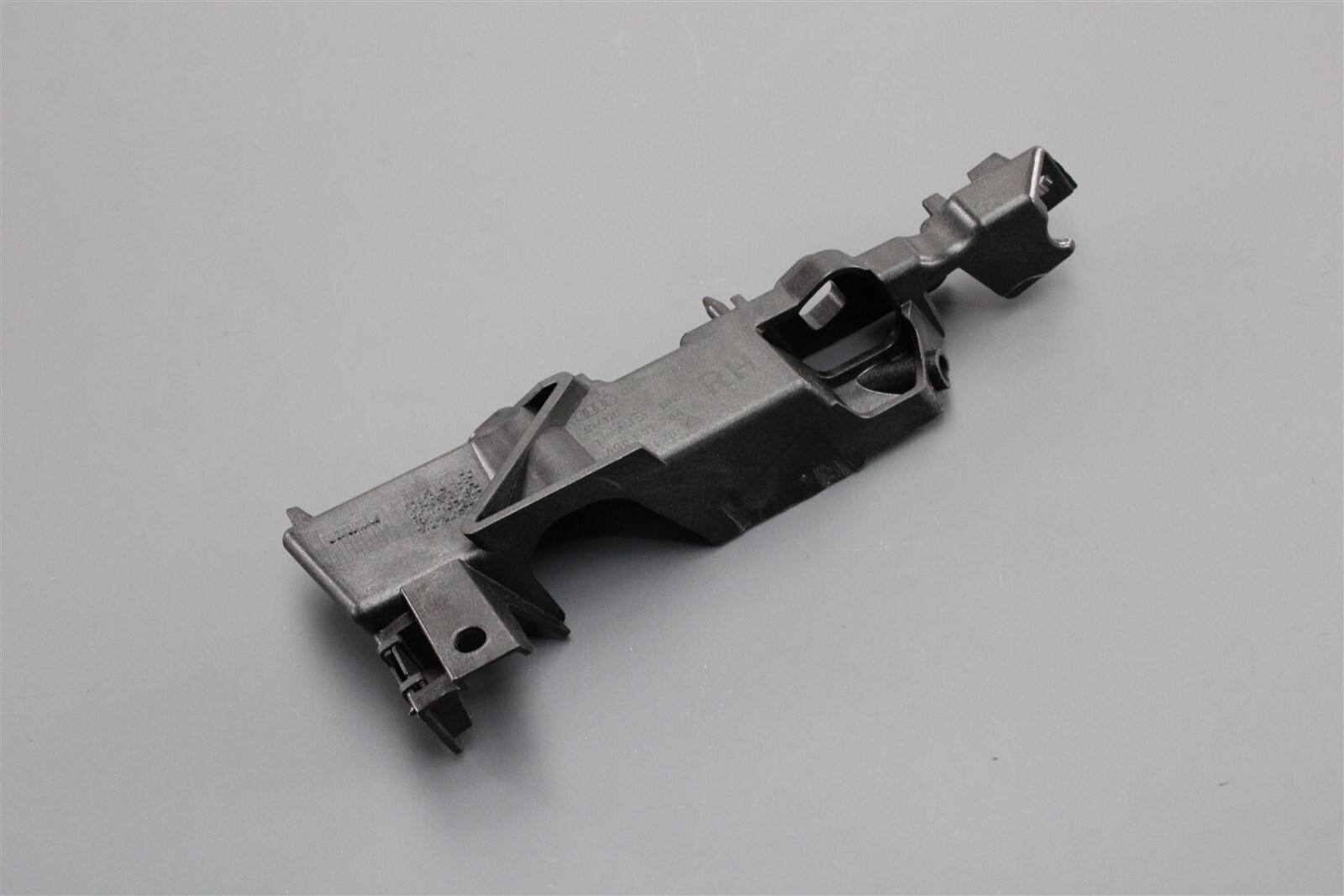 Genuine Audi A6 S6 2011-2018 bumper guide bracket (front right ...