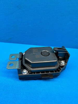 Mopar Dual Battery Switch Module 68477805AD For 2021-2023 Jeep Grand ...