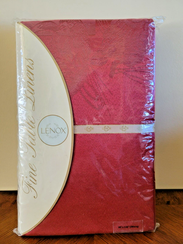 LENOX RED WINTER GREETINGS CHRISTMAS HOLIDAY TABLECLOTH 60"x120" | eBay