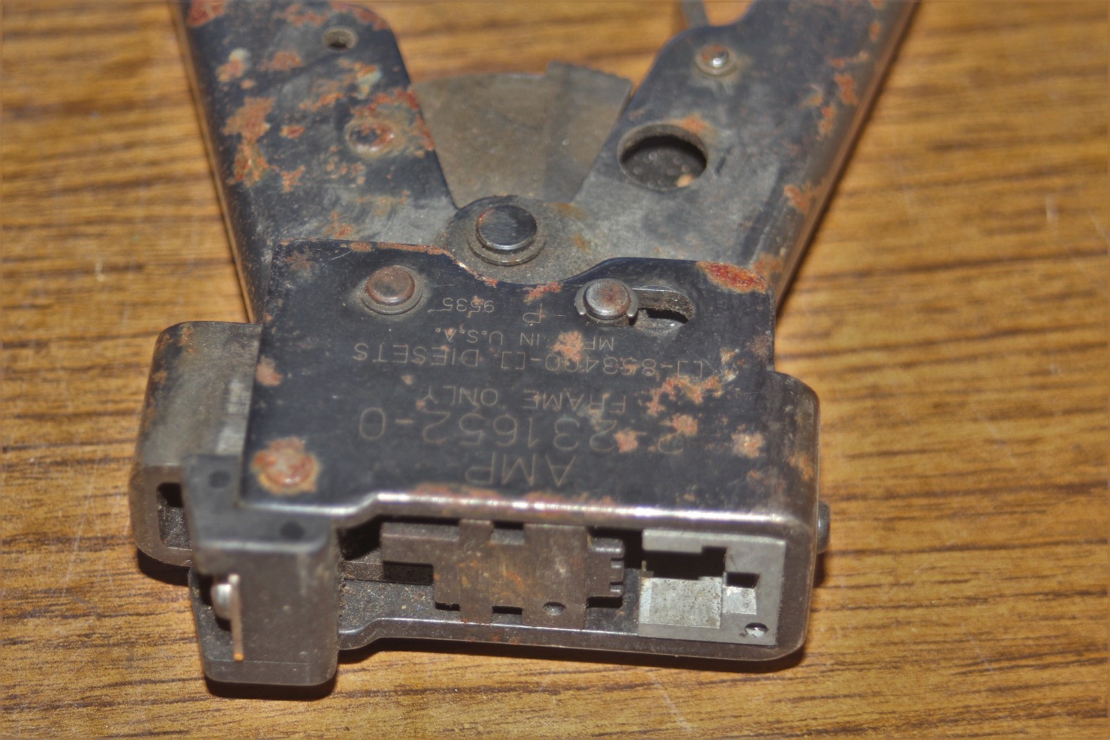 AMP TE Connectivity 2-231652-0 Modular Plug Hand Tool | eBay