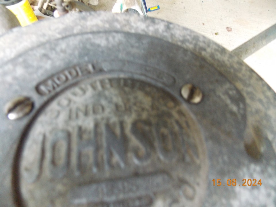Antique 1925 Johnson Model A-25 Water Bug 2HP Outboard Boat Motor ...