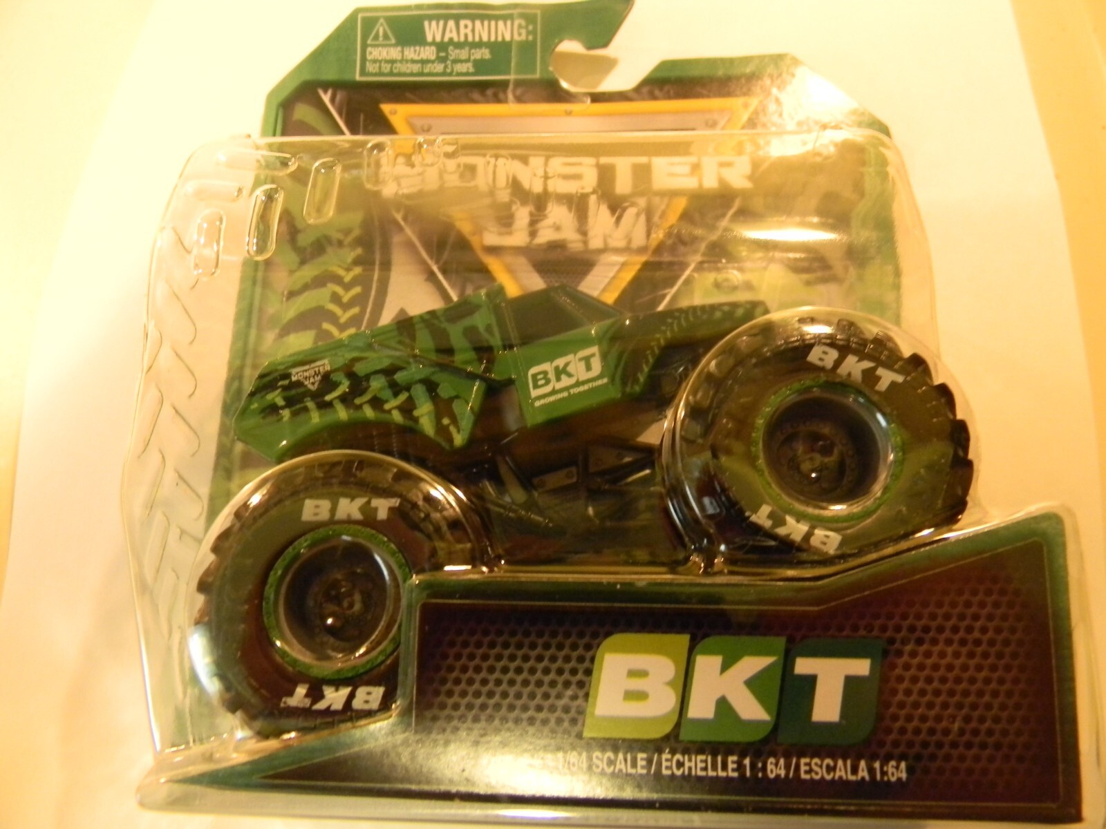 BKT LIMITED EDITION TRUCK 1:64 Monster Jam truck spinmaster RARE 1 of ...