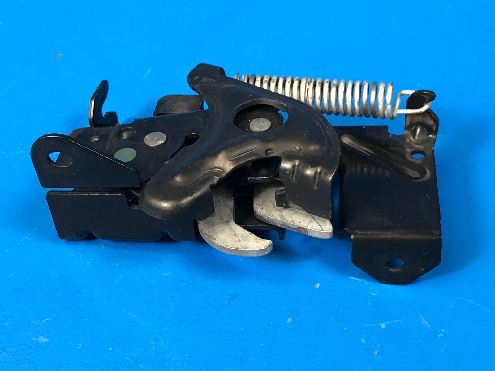 12-16 BMW F22 F30 F32 228I 328I 335I 428I 435I RIGHT PASSENGER HOOD ...