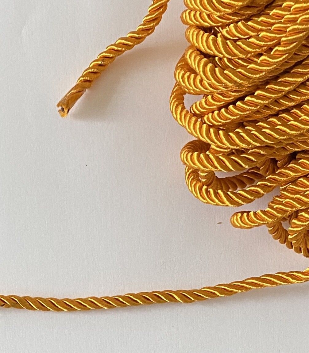 5 mm Twisted Soutache Braid Braided Cord Rope Piping Cushion Edging 1/3 ...