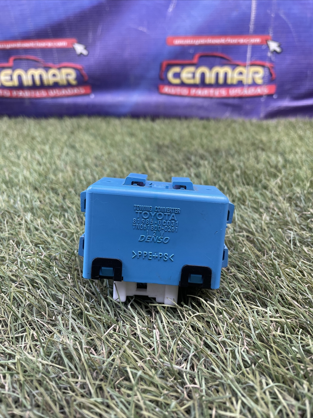 05-06 TOYOTA TUNDRA 81985-0C031 2DR TOWING CONVERT MODULE OEM 81985 ...