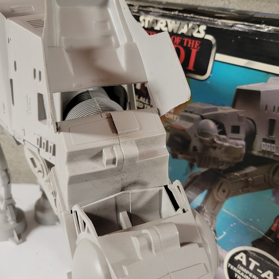 European Palitoy Kenner At-At Star Wars Complete With Box Collectable ...
