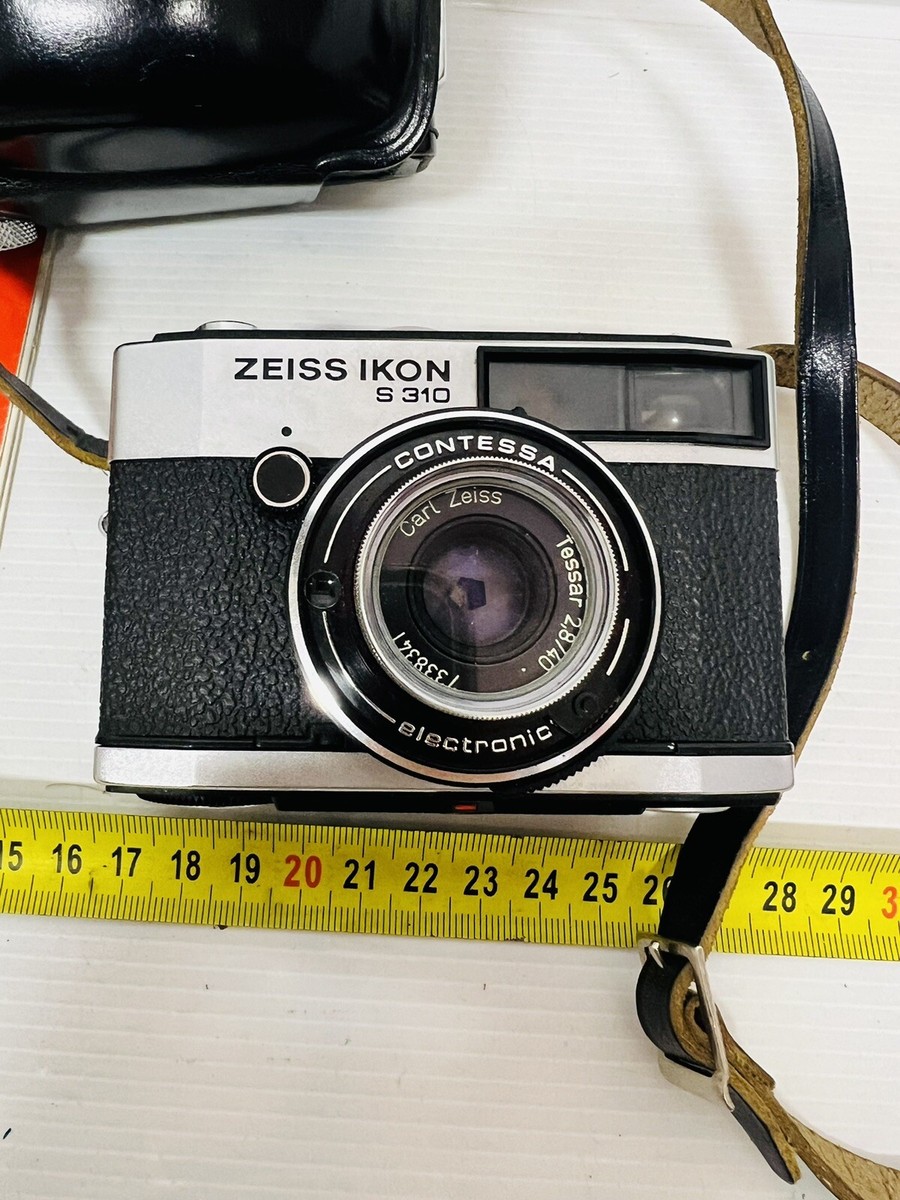 Carl Zeiss Zeiss Ikon S310 Contessa Camera | 35 mm | 2.8 Carl Zeiss Zeiss Ikon S310 Contessa Camera | 35 mm | 2.8
