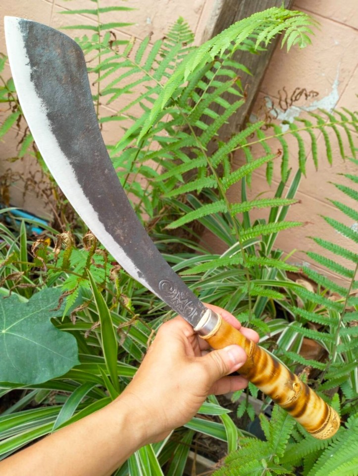 Handmade parang hunting camping knife 12.4” Plow steel forged, Bamboo ...