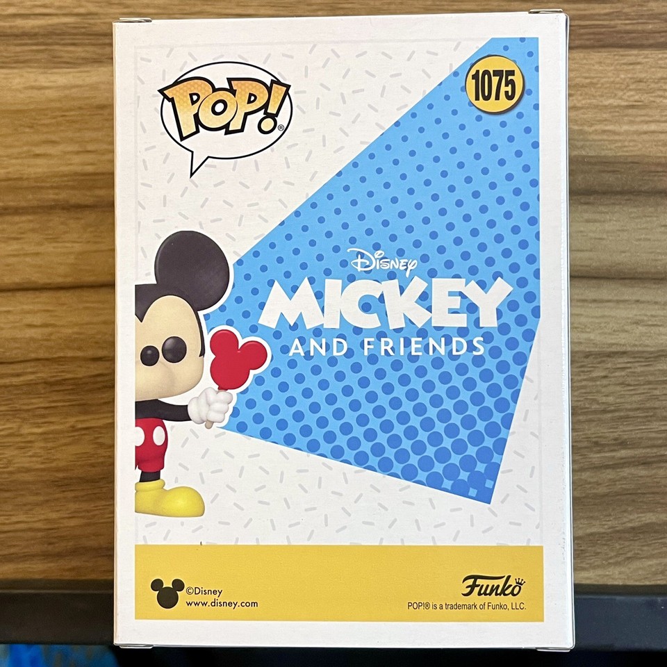 Mickey Mouse With Popsicle Funko Pop #1075 Disney Hot Topic Exclusive ...