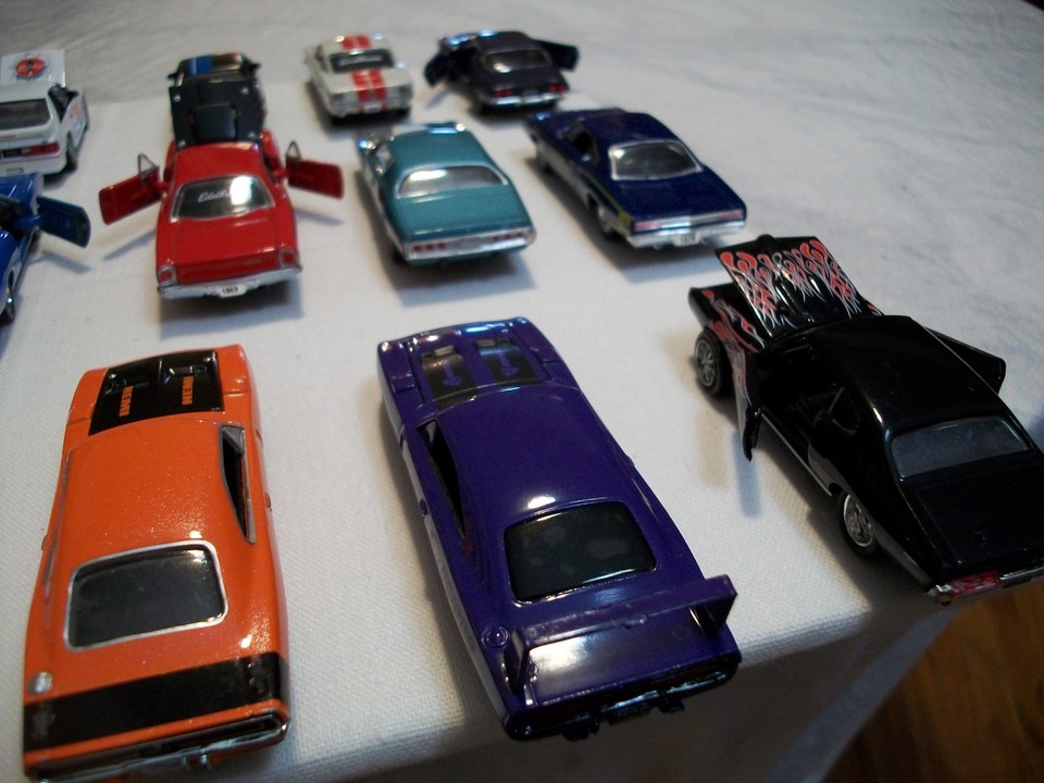 Lot of 21 M2 Machines Castline diecast cars Mooneyes Charger Road ...