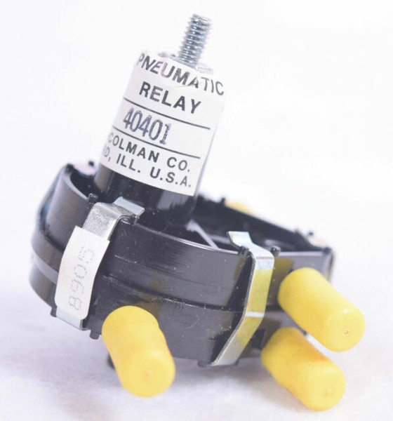 Barber Colman Company Pneumatic Relay Switching 3 Way Non Snap Acting ...