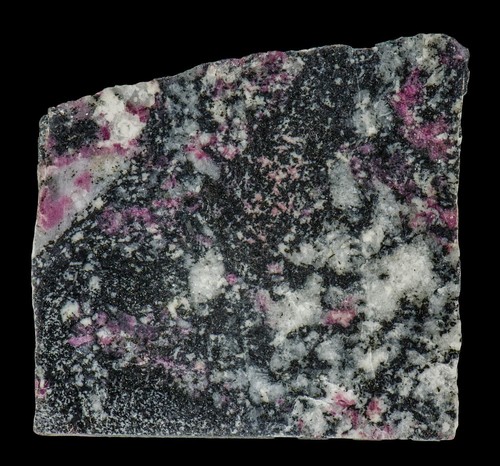 Eudialith-(Alkali-Nephelin-Syenit) - Agpait-Komplex von Norra Kärr ...