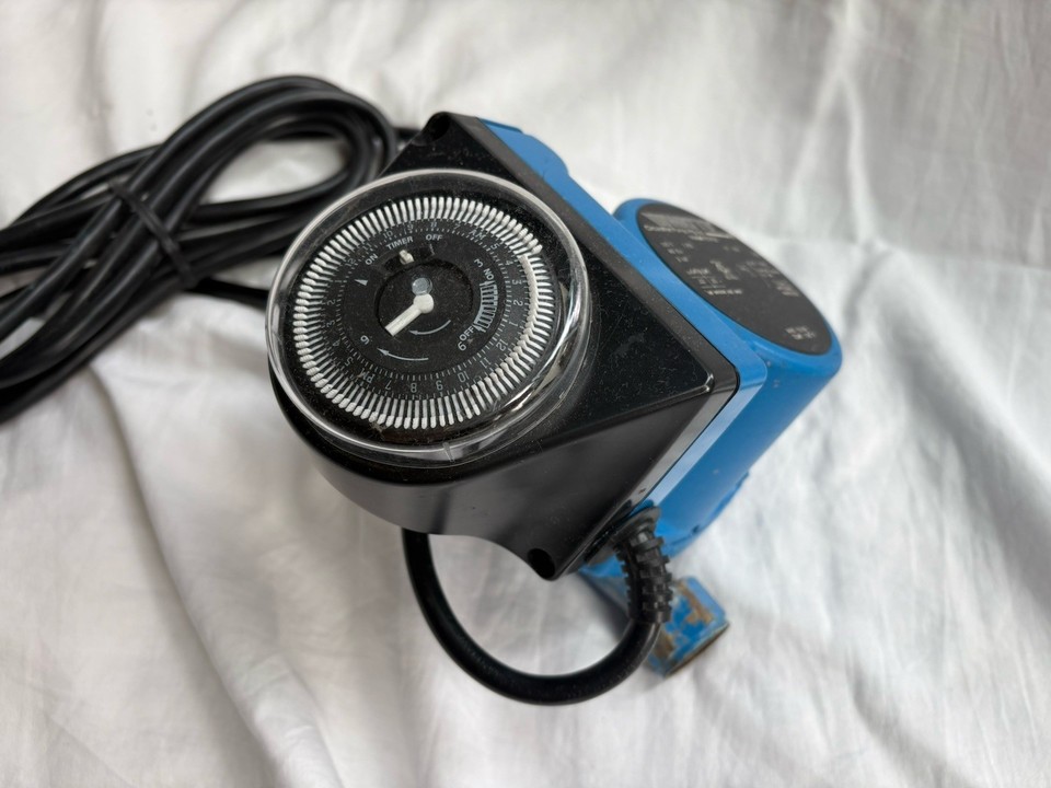 WATTS Instant Hot Water Recirculating Pump w/ Timer Model 500803 ...