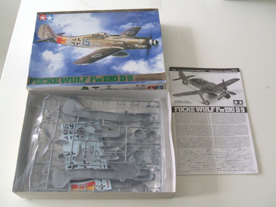 Small bundle plastic aircraft scale model kits WWII era 1/48....1/32 ...