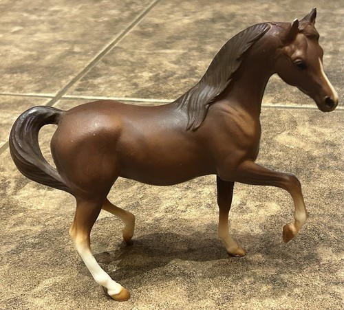Breyer Classic #3055 Chestnut Arabian Mare Horse Figurine | eBay