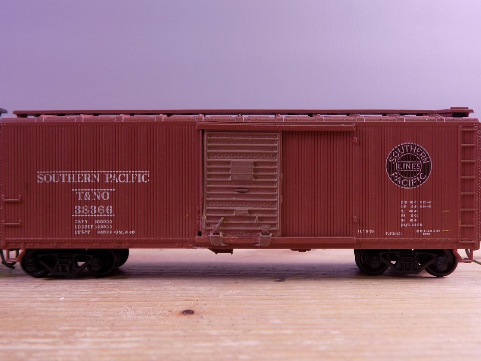 Mixed HO Scale 3 Box Cars from Kits Lot #B9 | eBay