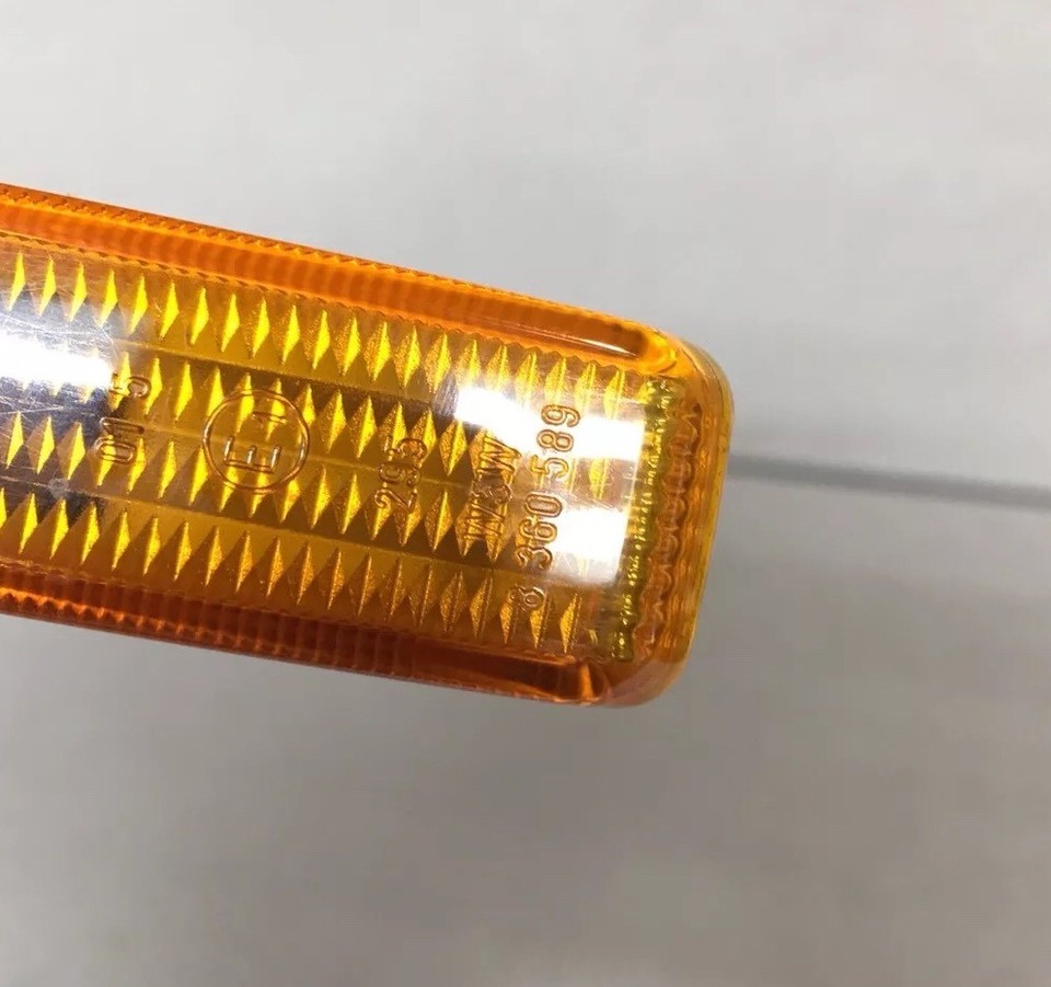 BMW E39 Turn Signal Light Fender Side Marker Lamp Amber Lens ...