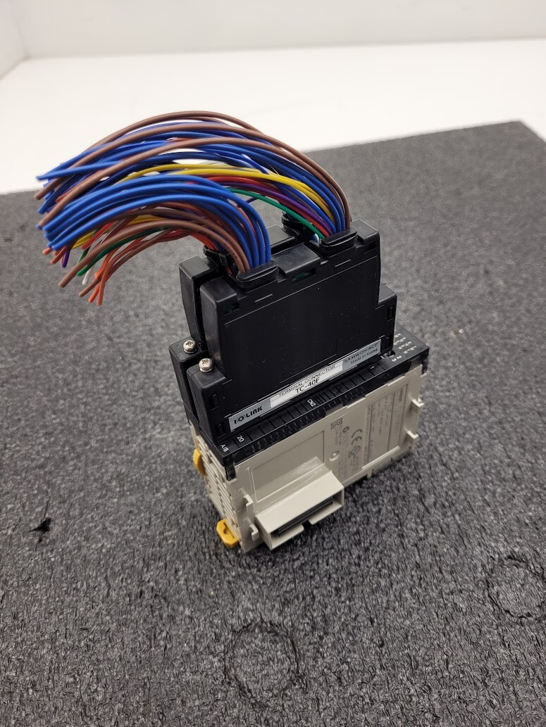 Omron CJ1W-OD261 Output Unit w/ IOLink Terminal Connector Breakout TC ...
