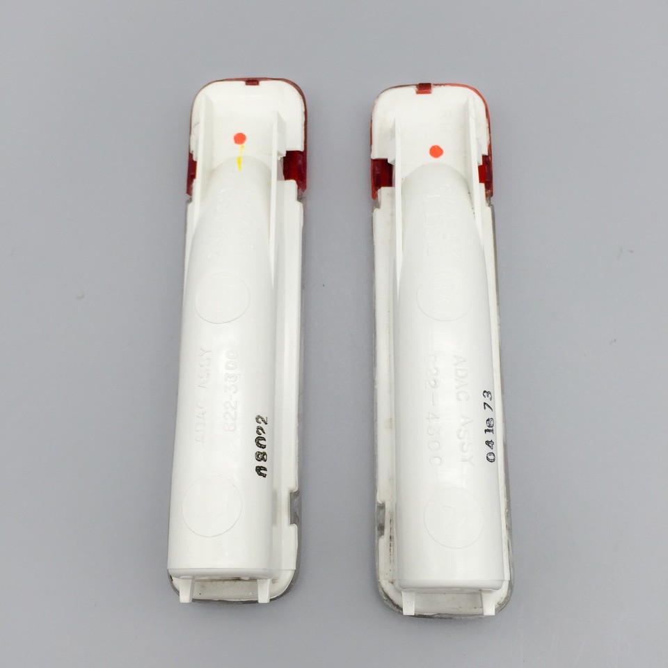 2003-2007 GM Door Panel Courtesy Light Assembly LH & RH 15021517 ...