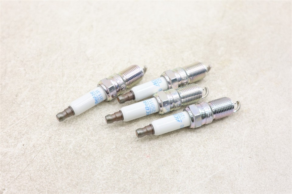 NEW OEM GM Iridium Spark Plugs Set of 4 12681662 Malibu Impala G6 3.5 3 ...